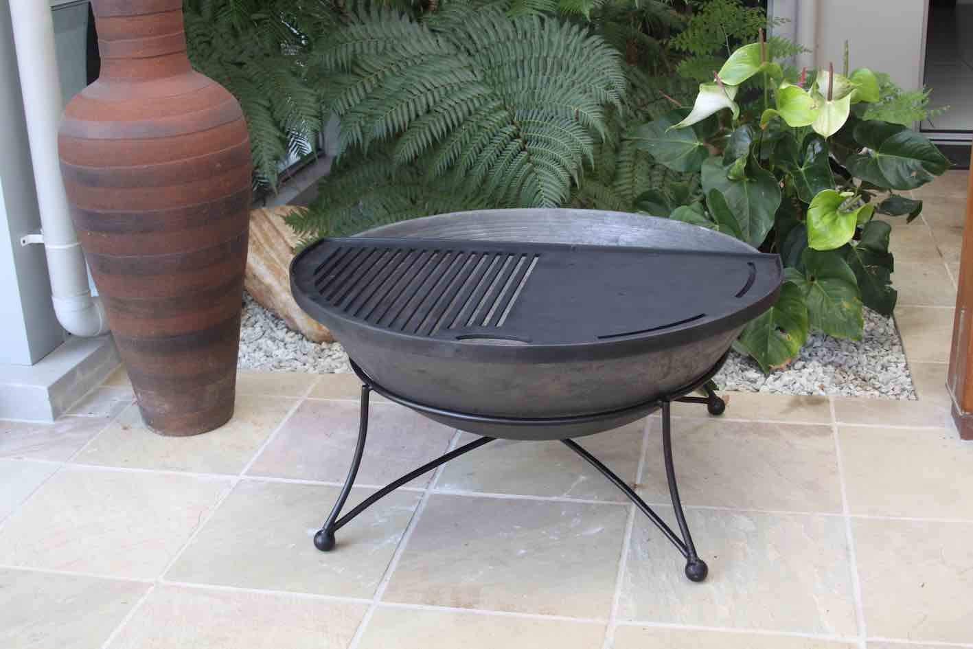 Art Deco 90 Cast Iron Fire Pit + FREE Ember Screen — Fire Pits Direct